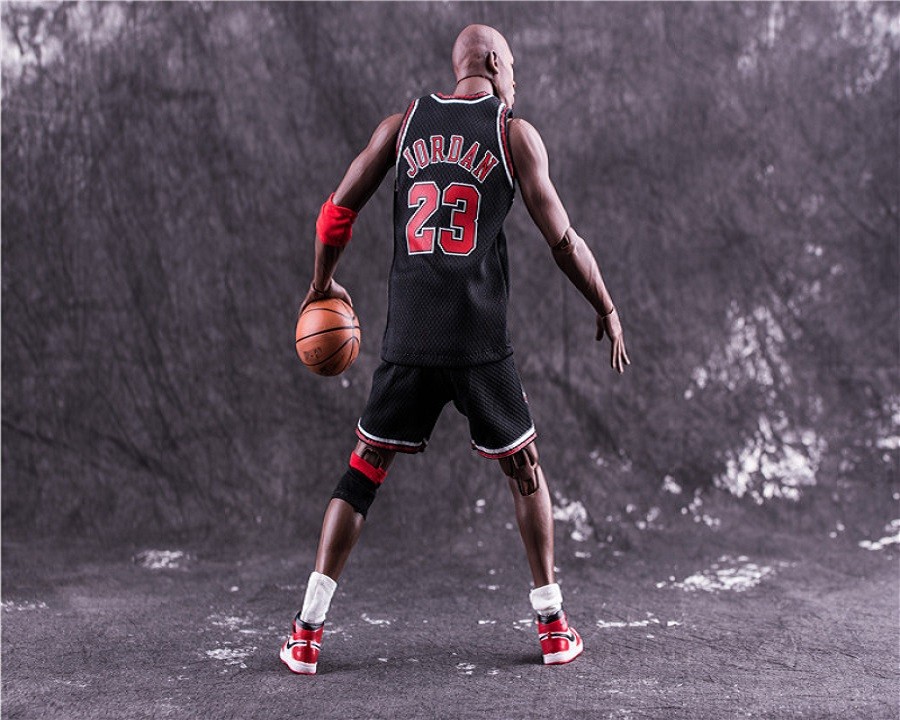 NBA Michael Jordan 16 inch Black Jersey 1:6 Action Figure