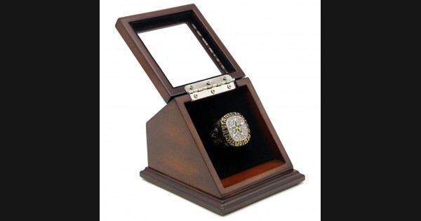 NHL 1999 Dallas Stars Stanley Cup Championship Replica Ring