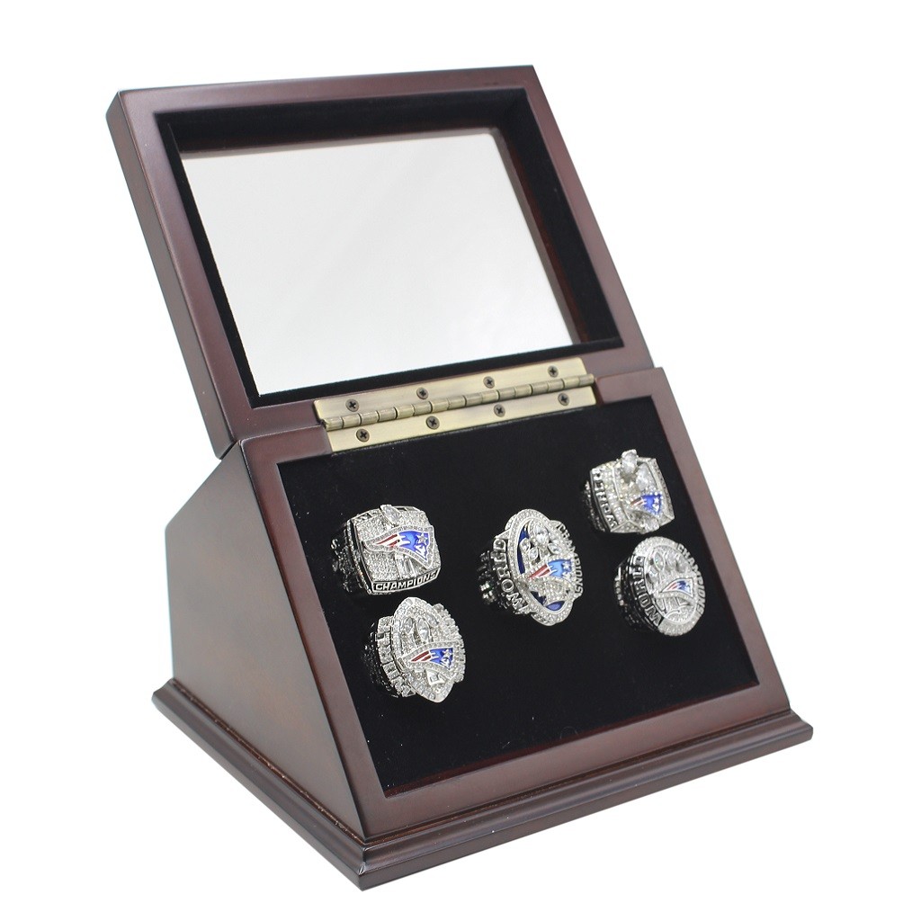 NFL 2001 2003 2004 2014 2016 New England Patriots Super Bowl ...